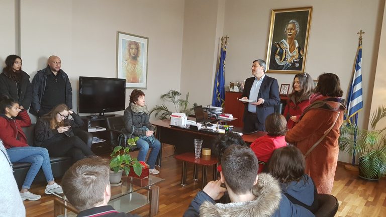 Επίσκεψη Γάλλων Μαθητών Λυκείου στο Δημαρχείο του Δήμου Εμμανουήλ Παππά ...