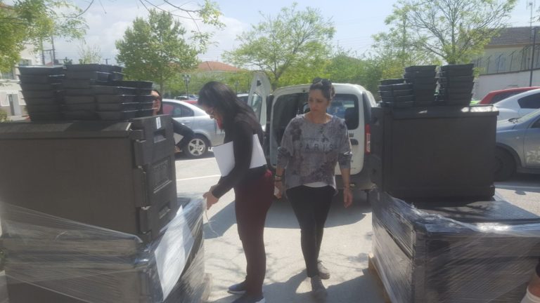 Διανομή γευμάτων σε 350 ωφελούμενους του προγράμματος «Βοήθεια στο ...